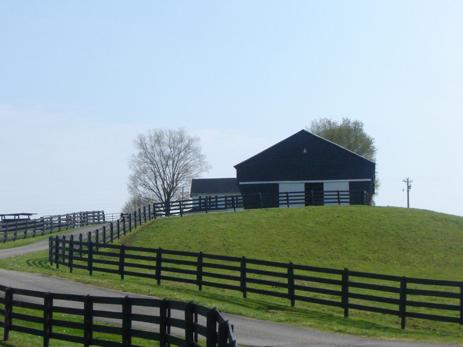 Barn, Black Angus Farm – SoKy Film Commission